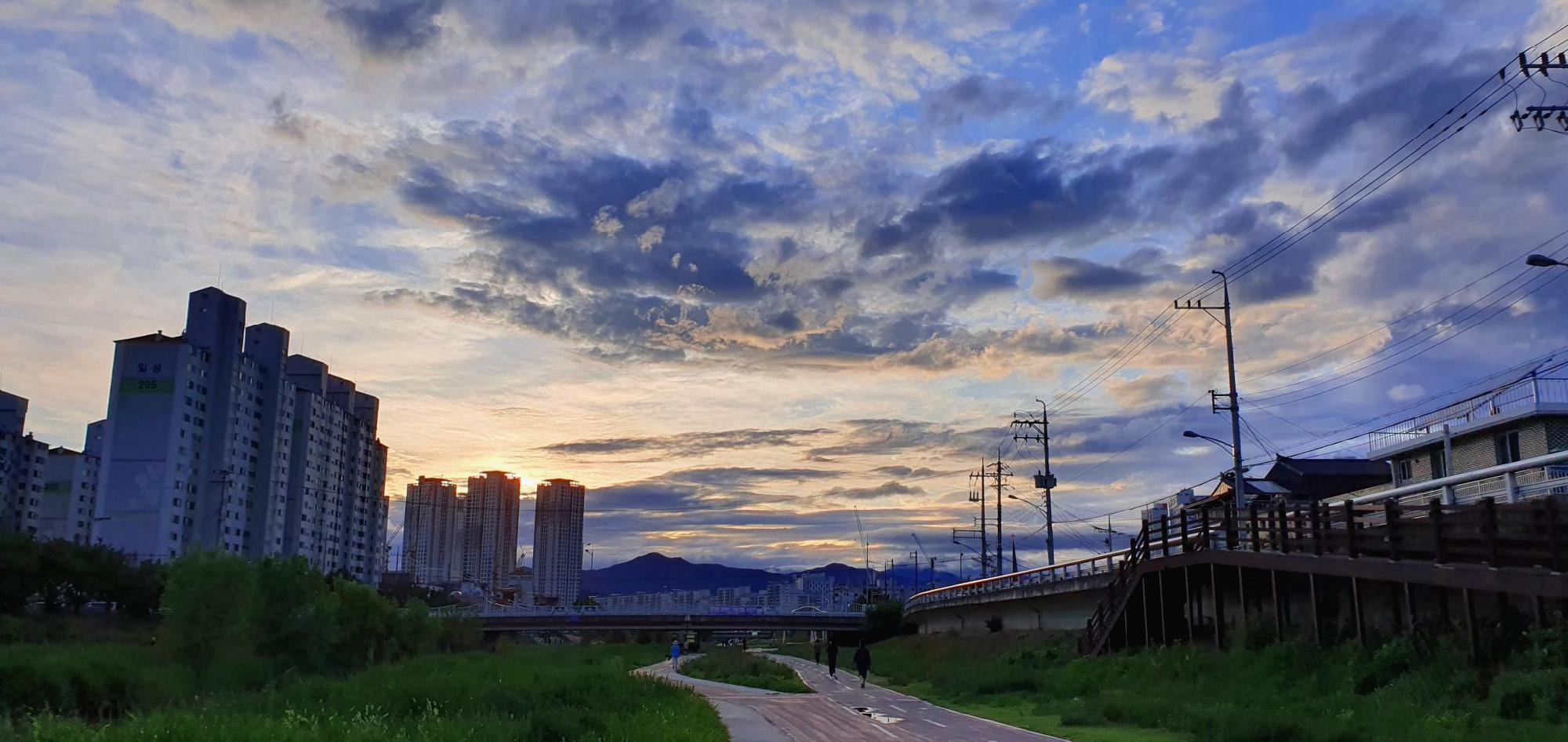 FINN을 활용한 BNN-PYNQ 프로젝트의 하드웨어 가속기 예제